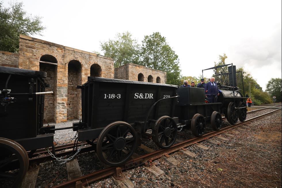 Duke of Edinburgh visits Locomotion museum railway bicentenary | Group ...